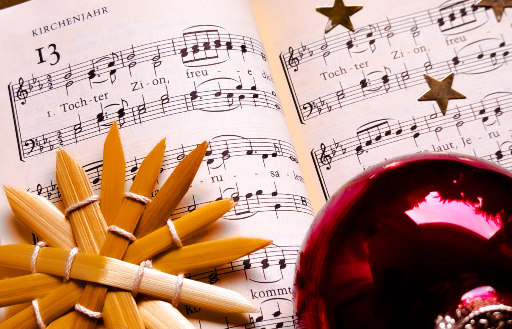 Carol Singing at Charing Cross - The Connection at St Martin's